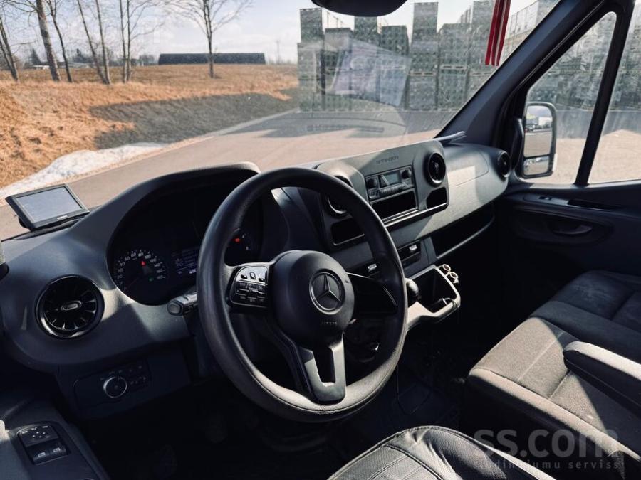 Melns Mercedes-Benz Sprinter 2020 Cēsis, ar dzinēja tilpumu 3.00 L un nobraukumu 408 tūkst. km par 24000 €, foto 8 vietnē AUTOMOTO.COM.LV