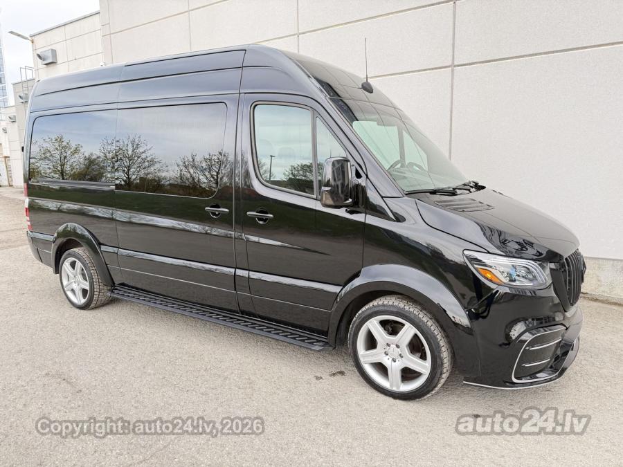 Black Mercedes-Benz Sprinter 2011 in Tallinn, with an engine capacity of 2.10 L and mileage of 454 thousand km for 23000 €, photo 3 on AUTOMOTO.COM.LV