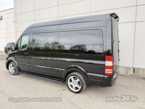 Black Mercedes-Benz Sprinter 2011 in Tallinn, with an engine capacity of 2.10 L and mileage of 454 thousand km for 23000 €, photo 4 on AUTOMOTO.COM.LV