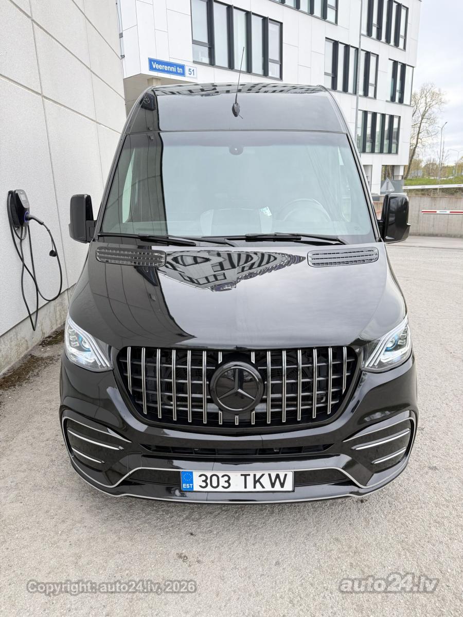 Black Mercedes-Benz Sprinter 2011 in Tallinn, with an engine capacity of 2.10 L and mileage of 454 thousand km for 23000 €, photo 7 on AUTOMOTO.COM.LV