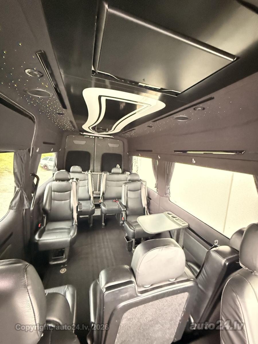 Black Mercedes-Benz Sprinter 2011 in Tallinn, with an engine capacity of 2.10 L and mileage of 454 thousand km for 23000 €, photo 10 on AUTOMOTO.COM.LV