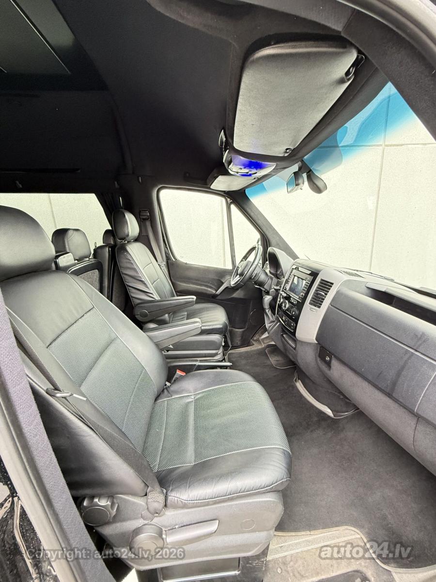 Black Mercedes-Benz Sprinter 2011 in Tallinn, with an engine capacity of 2.10 L and mileage of 454 thousand km for 23000 €, photo 11 on AUTOMOTO.COM.LV