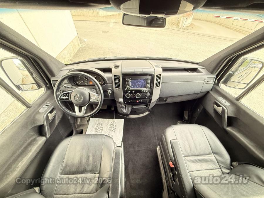 Black Mercedes-Benz Sprinter 2011 in Tallinn, with an engine capacity of 2.10 L and mileage of 454 thousand km for 23000 €, photo 14 on AUTOMOTO.COM.LV