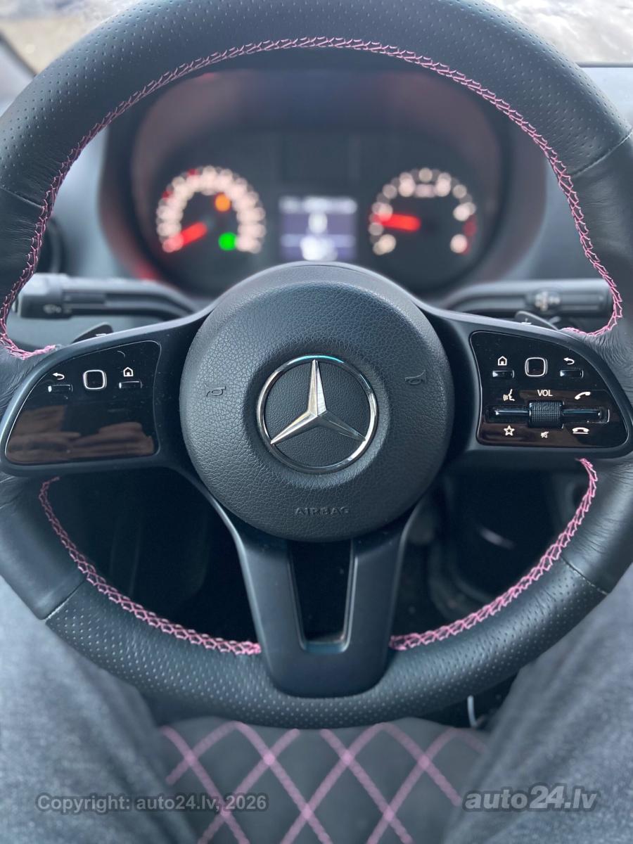 Melns Mercedes-Benz Sprinter 2020 Tallina, ar dzinēja tilpumu 2.10 L un nobraukumu 41 tūkst. km par 58000 €, foto 8 vietnē AUTOMOTO.COM.LV