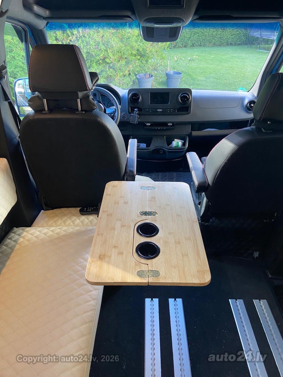 Melns Mercedes-Benz Sprinter 2020 Tallina, ar dzinēja tilpumu 2.10 L un nobraukumu 41 tūkst. km par 58000 €, foto 9 vietnē AUTOMOTO.COM.LV