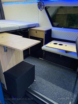 Melns Mercedes-Benz Sprinter 2020 Tallina, ar dzinēja tilpumu 2.10 L un nobraukumu 41 tūkst. km par 58000 €, foto 13 vietnē AUTOMOTO.COM.LV