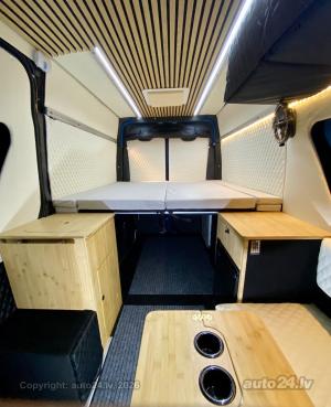 Melns Mercedes-Benz Sprinter 2020 Tallina, ar dzinēja tilpumu 2.10 L un nobraukumu 41 tūkst. km par 58000 €, foto 14 vietnē AUTOMOTO.COM.LV