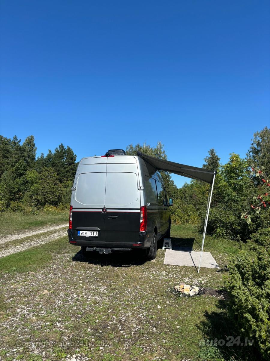 Melns Mercedes-Benz Sprinter 2020 Tallina, ar dzinēja tilpumu 2.10 L un nobraukumu 41 tūkst. km par 58000 €, foto 21 vietnē AUTOMOTO.COM.LV