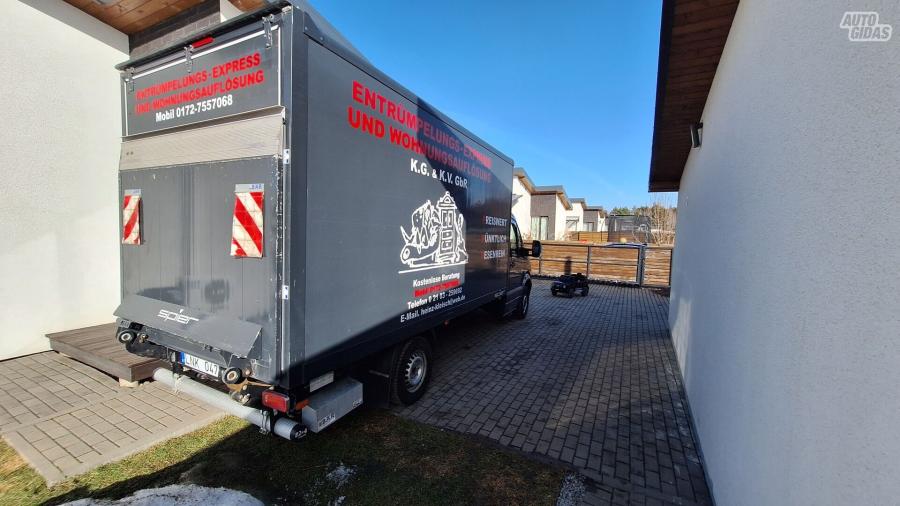 Black Mercedes-Benz Sprinter 2017 in Vilnius, with an engine capacity of 2.20 L and mileage of 194 thousand km for 18500 €, photo 6 on AUTOMOTO.COM.LV