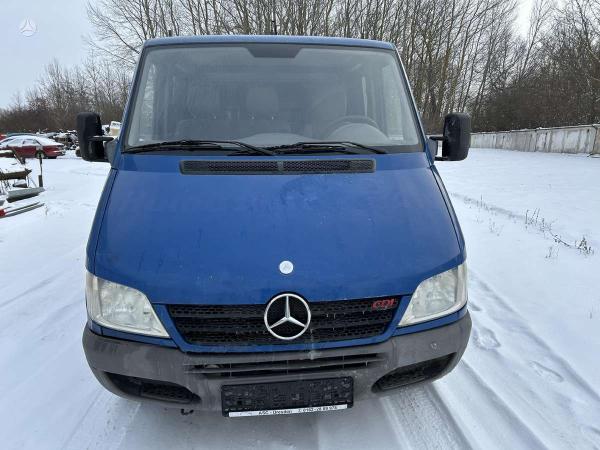 Zils Mercedes-Benz Sprinter 2003 Vilkaviškis, ar dzinēja tilpumu 2.20 L un nobraukumu 162 tūkst. km par 4800 €, foto 2 vietnē AUTOMOTO.COM.LV