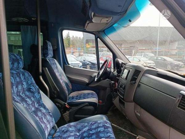 Blue Mercedes-Benz Sprinter 2007 in Klaipeda, with an engine capacity of 3.00 L and mileage of 380 thousand km for 6200 €, photo 5 on AUTOMOTO.COM.LV