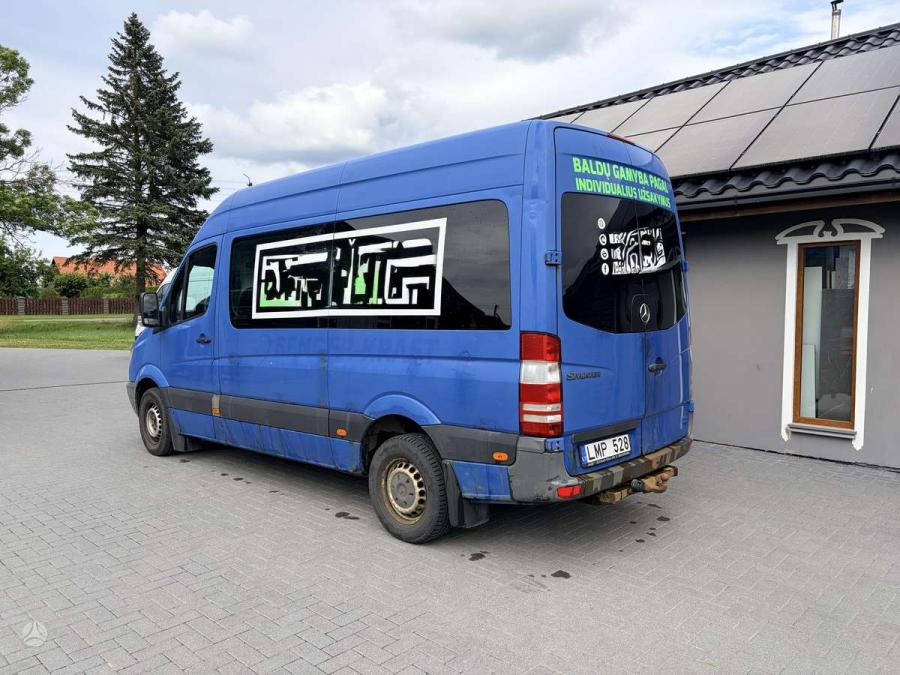 Blue Mercedes-Benz Sprinter 2010 in Rokiskis, with an engine capacity of 2.15 L and mileage of 537 thousand km for 3200 €, photo 4 on AUTOMOTO.COM.LV