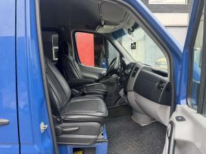 Blue Mercedes-Benz Sprinter 2011 in Vilnius, with an engine capacity of 2.20 L and mileage of 281 thousand km for 10800 €, photo 9 on AUTOMOTO.COM.LV