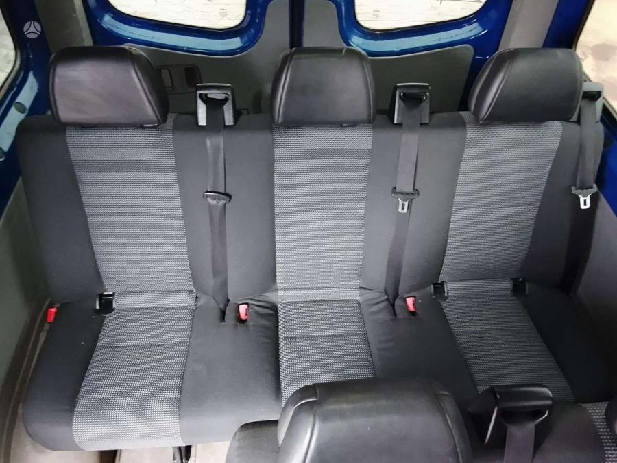 Blue Mercedes-Benz Sprinter 2011 in Vilnius, with an engine capacity of 2.20 L and mileage of 281 thousand km for 10800 €, photo 21 on AUTOMOTO.COM.LV
