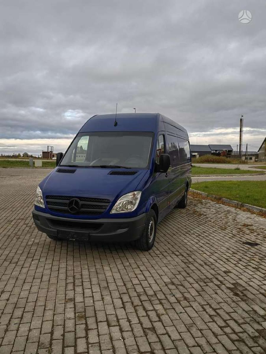 Blue Mercedes-Benz Sprinter 2012 in Anyksciai, with an engine capacity of 2.20 L and mileage of 245 thousand km for 13500 €, photo 2 on AUTOMOTO.COM.LV
