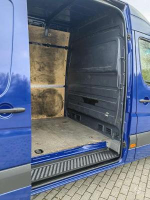 Blue Mercedes-Benz Sprinter 2012 in Anyksciai, with an engine capacity of 2.20 L and mileage of 245 thousand km for 13500 €, photo 15 on AUTOMOTO.COM.LV