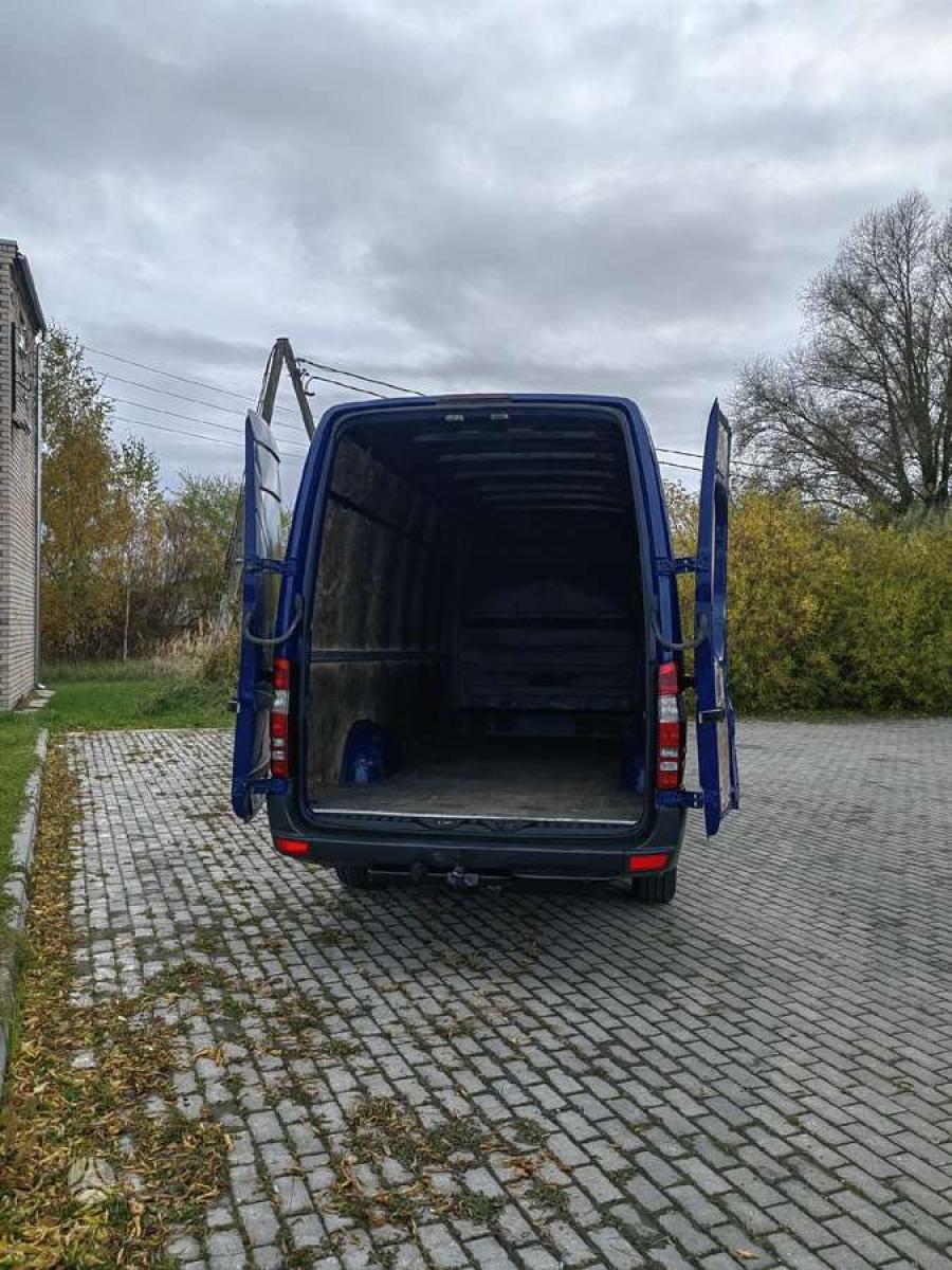 Blue Mercedes-Benz Sprinter 2012 in Anyksciai, with an engine capacity of 2.20 L and mileage of 245 thousand km for 13500 €, photo 16 on AUTOMOTO.COM.LV