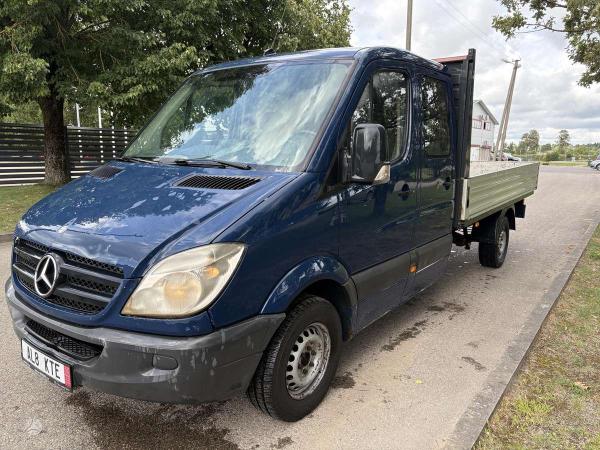 Zils Mercedes-Benz Sprinter 2012 Viļņa, ar dzinēja tilpumu 2.20 L un nobraukumu 310 tūkst. km par 6600 €, foto 4 vietnē AUTOMOTO.COM.LV