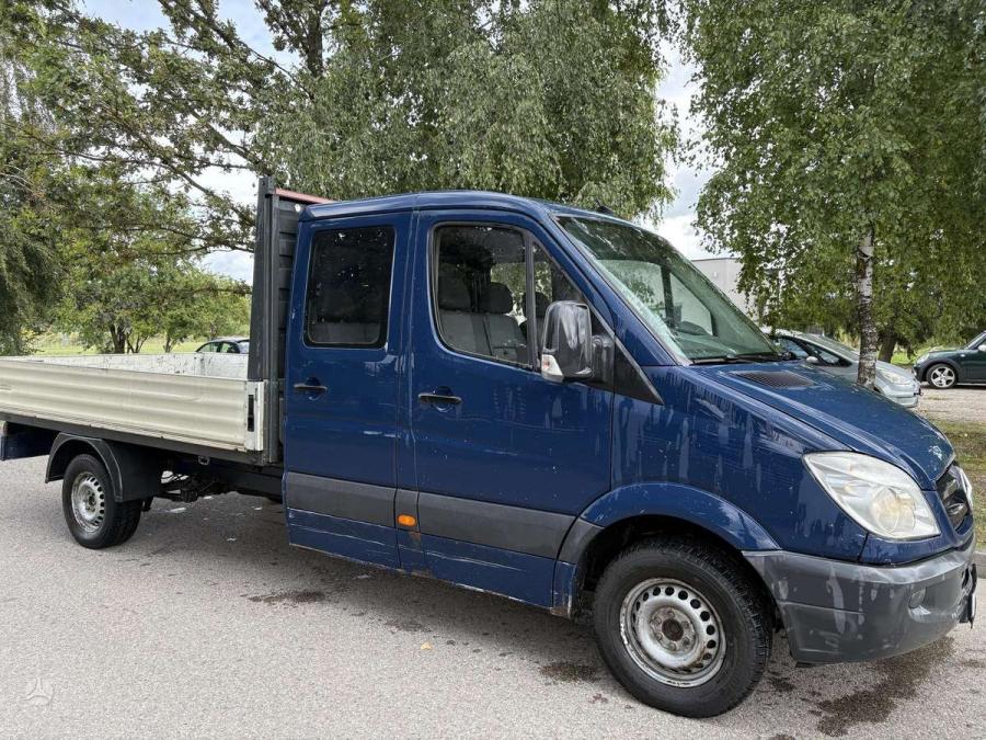 Blue Mercedes-Benz Sprinter 2012 in Vilnius, with an engine capacity of 2.20 L and mileage of 310 thousand km for 6600 €, photo 7 on AUTOMOTO.COM.LV
