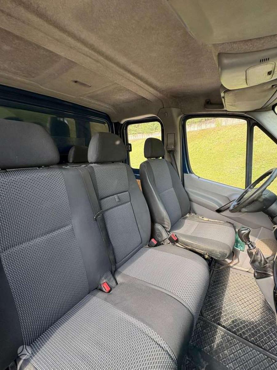 Zils Mercedes-Benz Sprinter 2012 Viļņa, ar dzinēja tilpumu 2.20 L un nobraukumu 330 tūkst. km par 6600 €, foto 17 vietnē AUTOMOTO.COM.LV