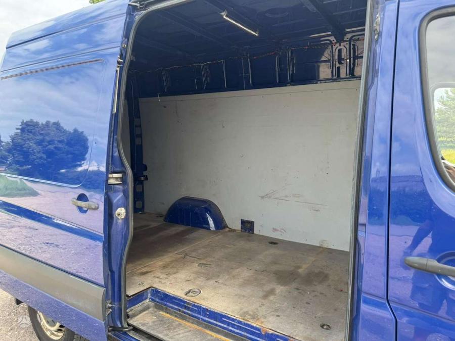 Zils Mercedes-Benz Sprinter 2013 Tauragė, ar dzinēja tilpumu 3.00 L un nobraukumu 320 tūkst. km par 8000 €, foto 9 vietnē AUTOMOTO.COM.LV