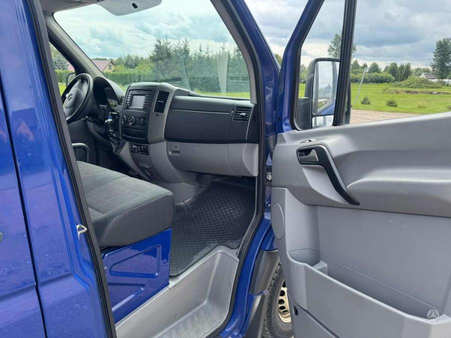 Zils Mercedes-Benz Sprinter 2013 Tauragė, ar dzinēja tilpumu 3.00 L un nobraukumu 320 tūkst. km par 8000 €, foto 10 vietnē AUTOMOTO.COM.LV