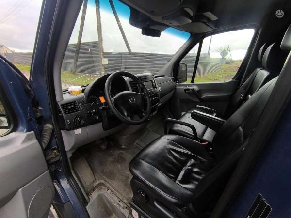 Blue Mercedes-Benz Sprinter 2014 in Marijampole, with an engine capacity of 2.14 L and mileage of 382 thousand km for 6850 €, photo 10 on AUTOMOTO.COM.LV