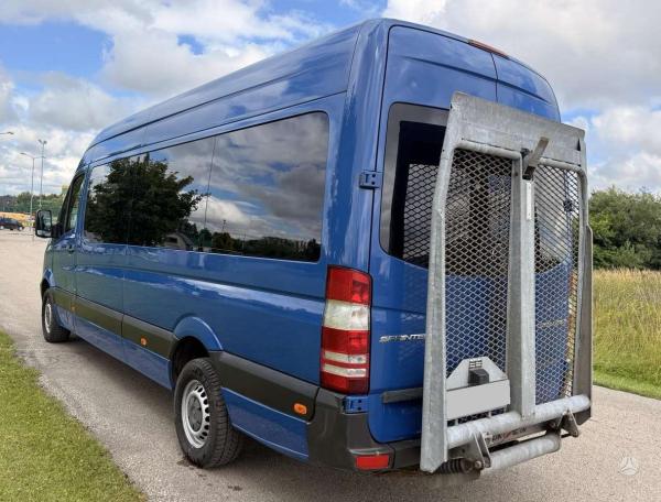 Zils Mercedes-Benz Sprinter 2014 Šauļi, ar dzinēja tilpumu 2.14 L un nobraukumu 396 tūkst. km par 14700 €, foto 4 vietnē AUTOMOTO.COM.LV