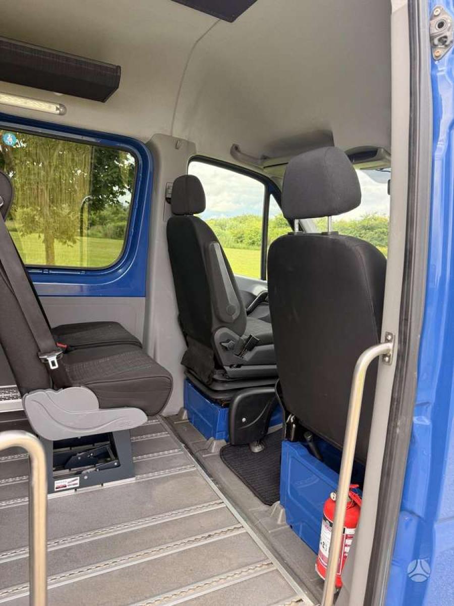 Blue Mercedes-Benz Sprinter 2014 in Siauliai, with an engine capacity of 2.14 L and mileage of 396 thousand km for 14700 €, photo 18 on AUTOMOTO.COM.LV