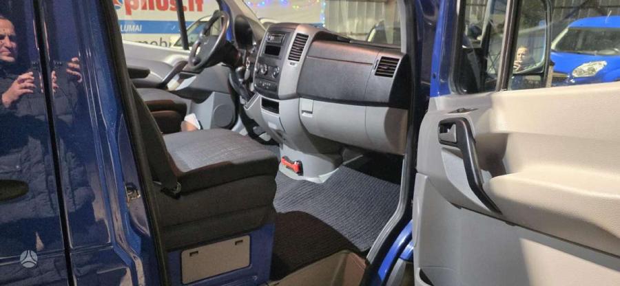 Blue Mercedes-Benz Sprinter 2015 in Siauliai, with an engine capacity of 2.14 L and mileage of 351 thousand km for 16300 €, photo 10 on AUTOMOTO.COM.LV