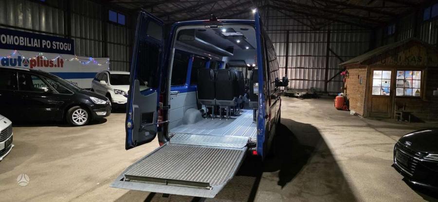 Blue Mercedes-Benz Sprinter 2015 in Siauliai, with an engine capacity of 2.14 L and mileage of 351 thousand km for 16300 €, photo 13 on AUTOMOTO.COM.LV