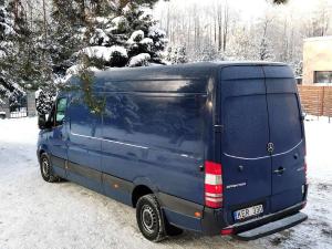 Blue Mercedes-Benz Sprinter 2015 in Siauliai, with an engine capacity of 2.14 L and mileage of 147 thousand km for 6999 €, photo 2 on AUTOMOTO.COM.LV