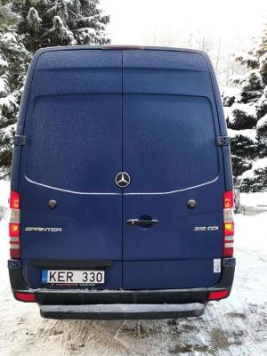 Blue Mercedes-Benz Sprinter 2015 in Siauliai, with an engine capacity of 2.14 L and mileage of 147 thousand km for 6999 €, photo 10 on AUTOMOTO.COM.LV