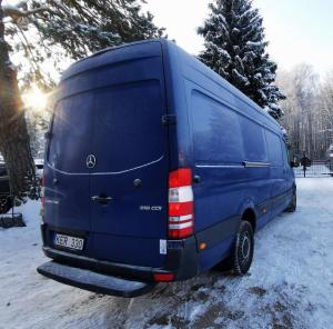 Blue Mercedes-Benz Sprinter 2015 in Siauliai, with an engine capacity of 2.14 L and mileage of 147 thousand km for 6999 €, photo 15 on AUTOMOTO.COM.LV