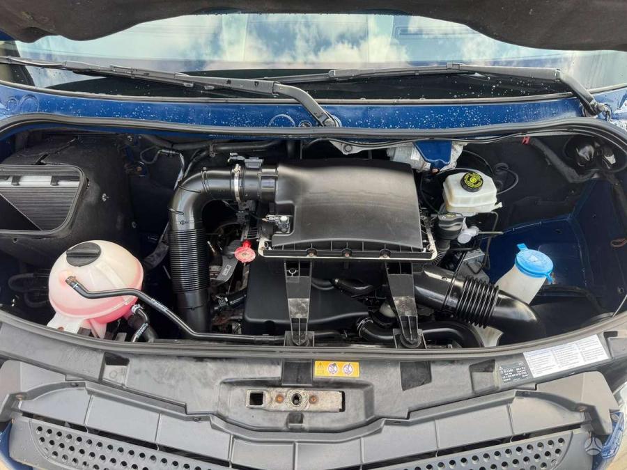 Blue Mercedes-Benz Sprinter 2015 in Marijampole, with an engine capacity of 2.14 L and mileage of 238 thousand km for 13500 €, photo 15 on AUTOMOTO.COM.LV