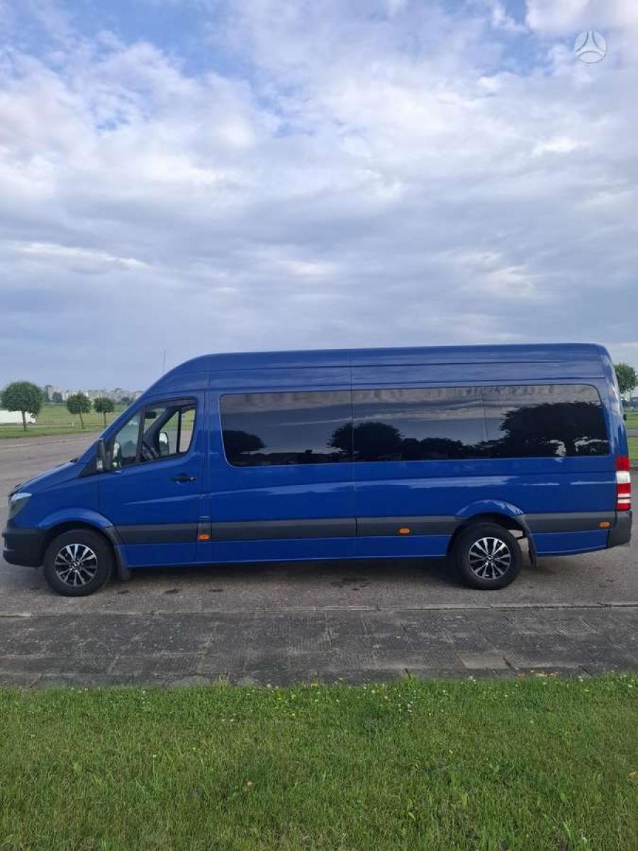 Zils Mercedes-Benz Sprinter 2015 Kauņa, ar dzinēja tilpumu 2.14 L un nobraukumu 318 tūkst. km par 16300 €, foto 3 vietnē AUTOMOTO.COM.LV