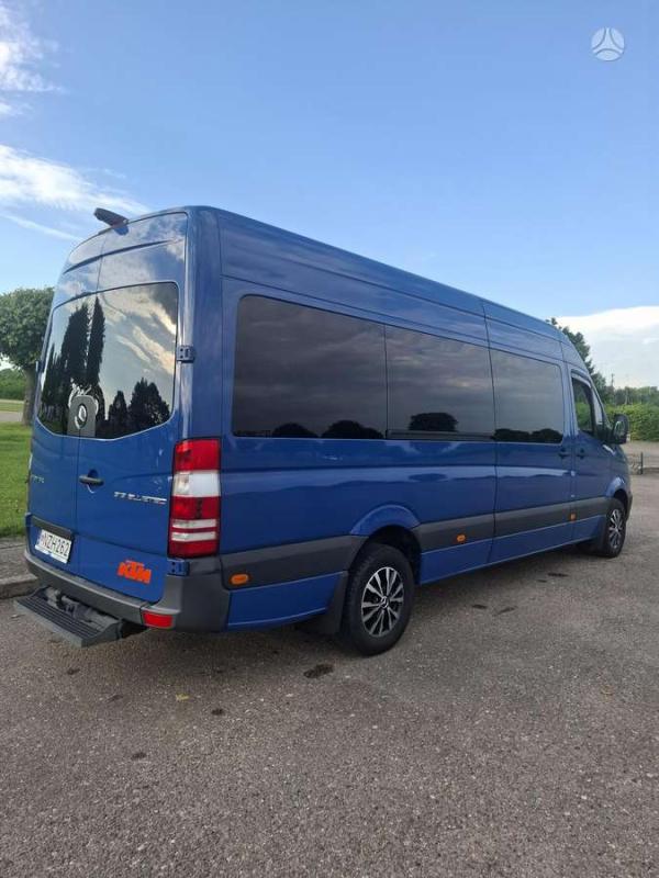 Zils Mercedes-Benz Sprinter 2015 Kauņa, ar dzinēja tilpumu 2.14 L un nobraukumu 318 tūkst. km par 16300 €, foto 5 vietnē AUTOMOTO.COM.LV