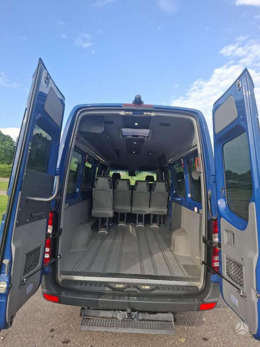 Zils Mercedes-Benz Sprinter 2015 Kauņa, ar dzinēja tilpumu 2.14 L un nobraukumu 318 tūkst. km par 16300 €, foto 13 vietnē AUTOMOTO.COM.LV