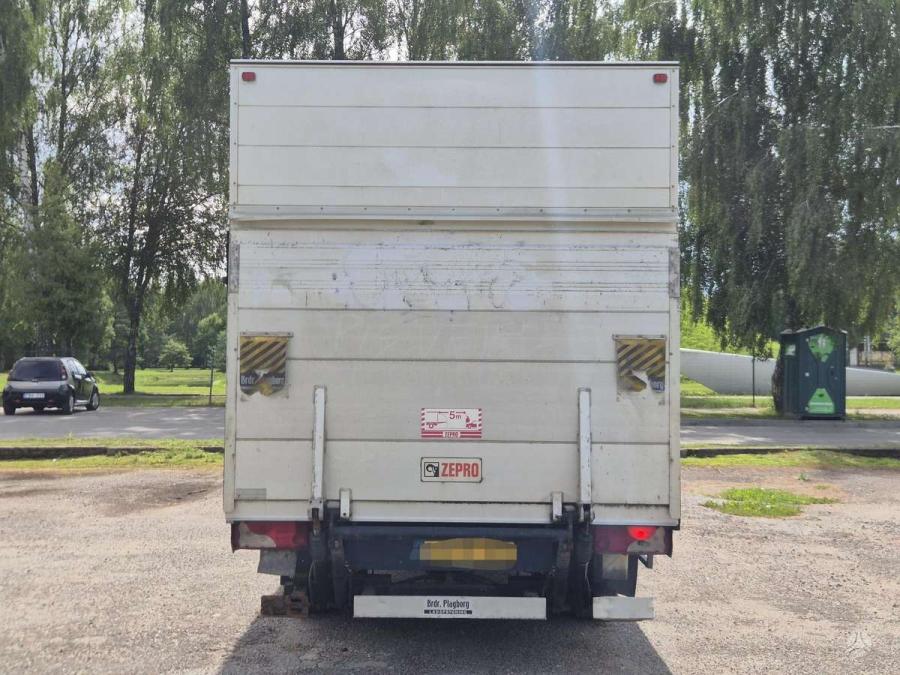Zils Mercedes-Benz Sprinter 2015 Tauragė, ar dzinēja tilpumu 2.14 L un nobraukumu 310 tūkst. km par 7500 €, foto 7 vietnē AUTOMOTO.COM.LV