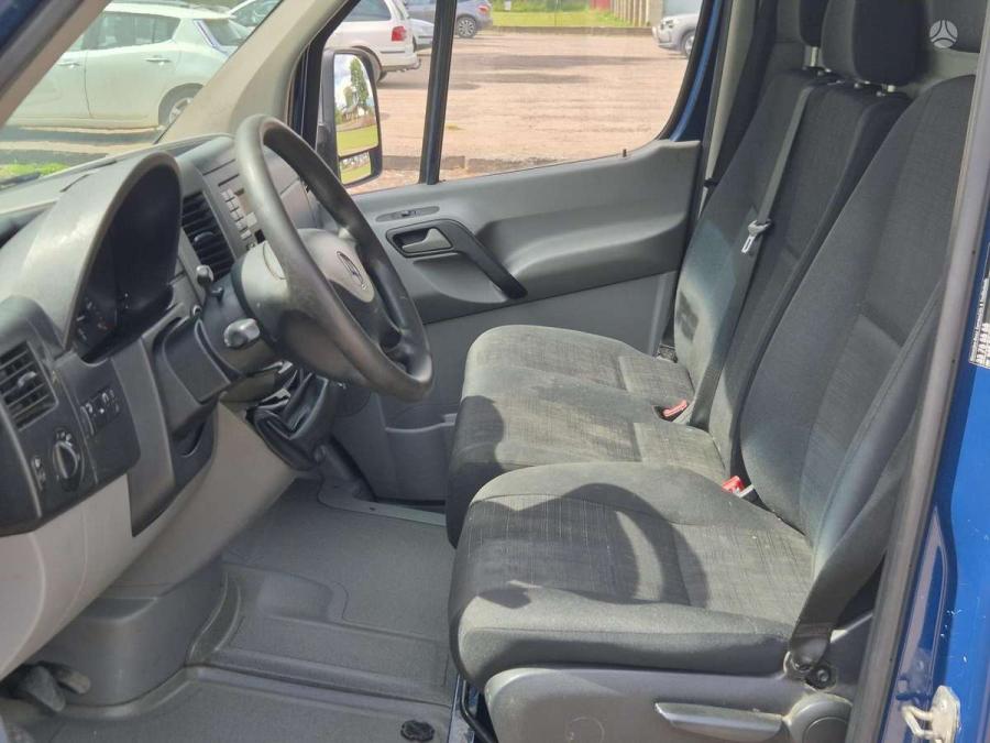 Zils Mercedes-Benz Sprinter 2015 Tauragė, ar dzinēja tilpumu 2.14 L un nobraukumu 310 tūkst. km par 7500 €, foto 12 vietnē AUTOMOTO.COM.LV