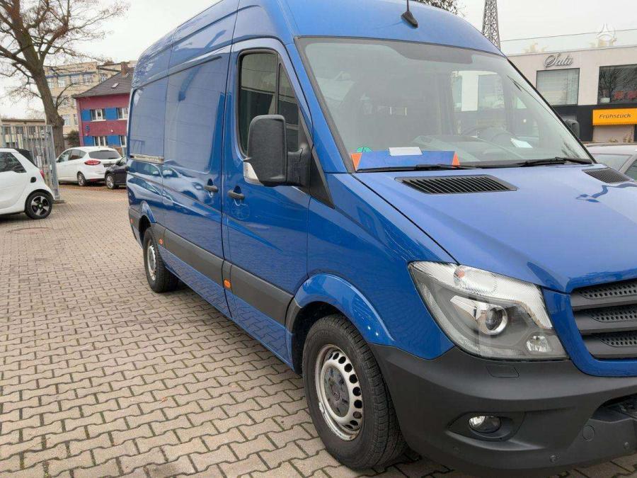 Zils Mercedes-Benz Sprinter 2018 Viļņa, ar dzinēja tilpumu 2.99 L un nobraukumu 250 tūkst. km par 18400 €, foto 1 vietnē AUTOMOTO.COM.LV