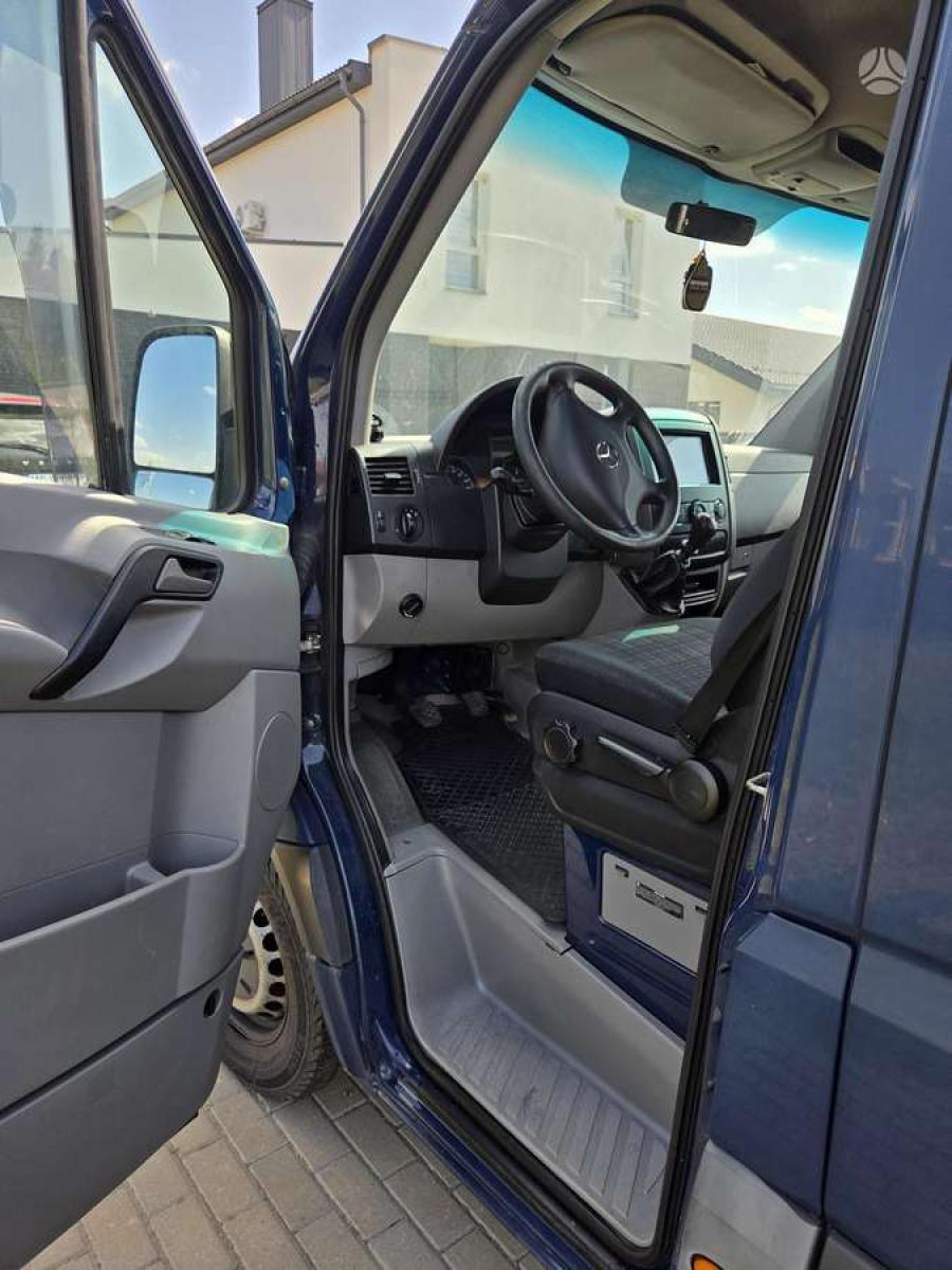Zils Mercedes-Benz Sprinter 2018 Ukmergė, ar dzinēja tilpumu 2.14 L un nobraukumu 1322 tūkst. km par 11000 €, foto 6 vietnē AUTOMOTO.COM.LV