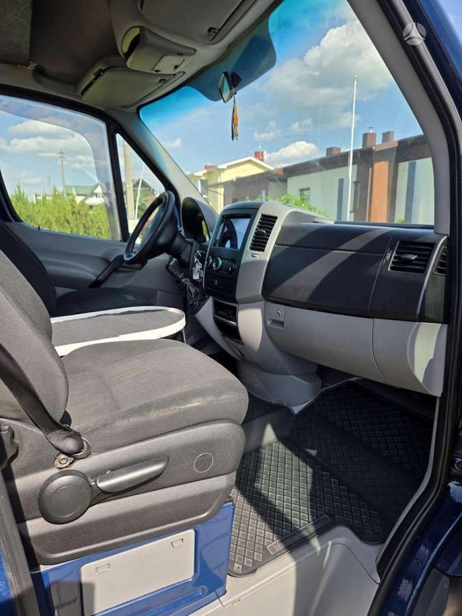Zils Mercedes-Benz Sprinter 2018 Ukmergė, ar dzinēja tilpumu 2.14 L un nobraukumu 1322 tūkst. km par 11000 €, foto 7 vietnē AUTOMOTO.COM.LV