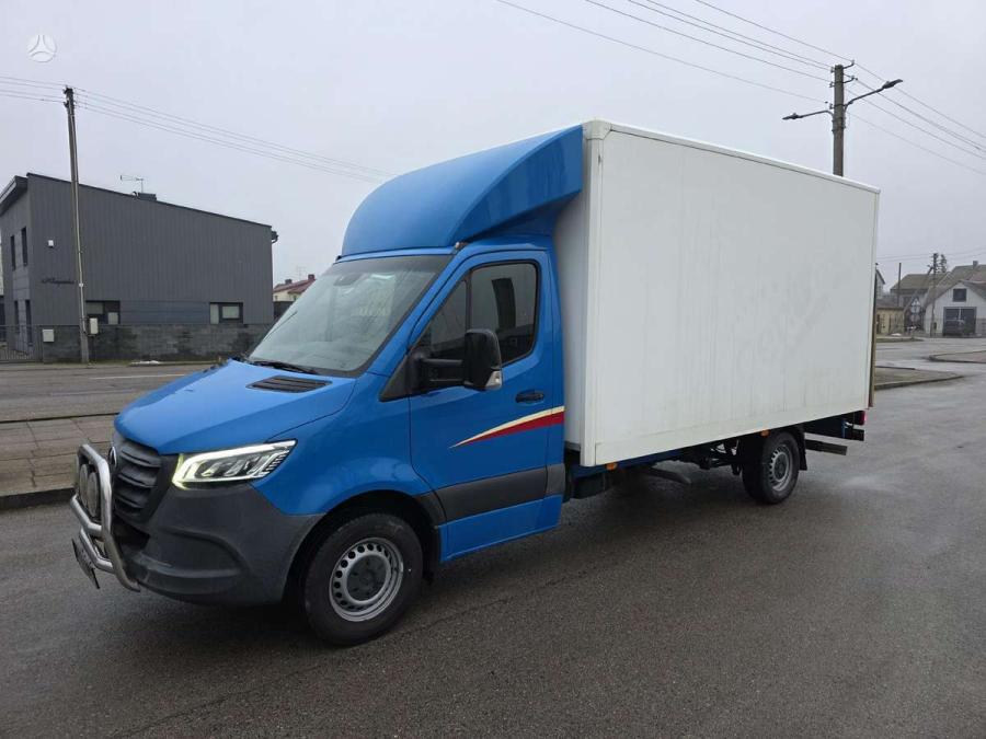 Zils Mercedes-Benz Sprinter 2019 Marijampole, ar dzinēja tilpumu 2.14 L un nobraukumu 424 tūkst. km par 13900 €, foto 2 vietnē AUTOMOTO.COM.LV