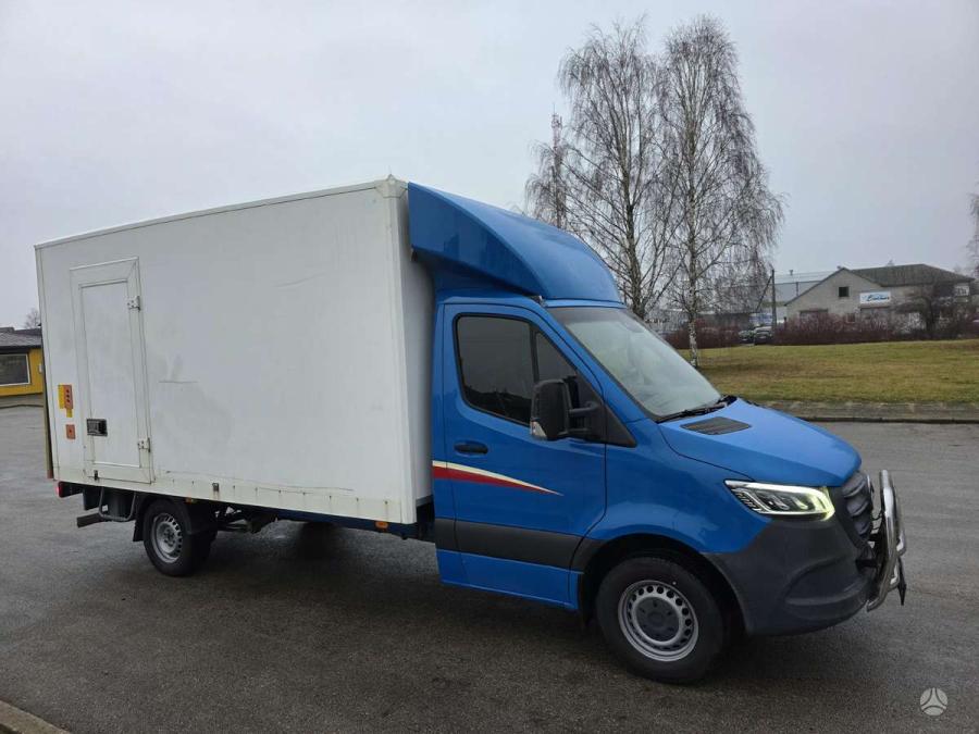 Zils Mercedes-Benz Sprinter 2019 Marijampole, ar dzinēja tilpumu 2.14 L un nobraukumu 424 tūkst. km par 13900 €, foto 14 vietnē AUTOMOTO.COM.LV