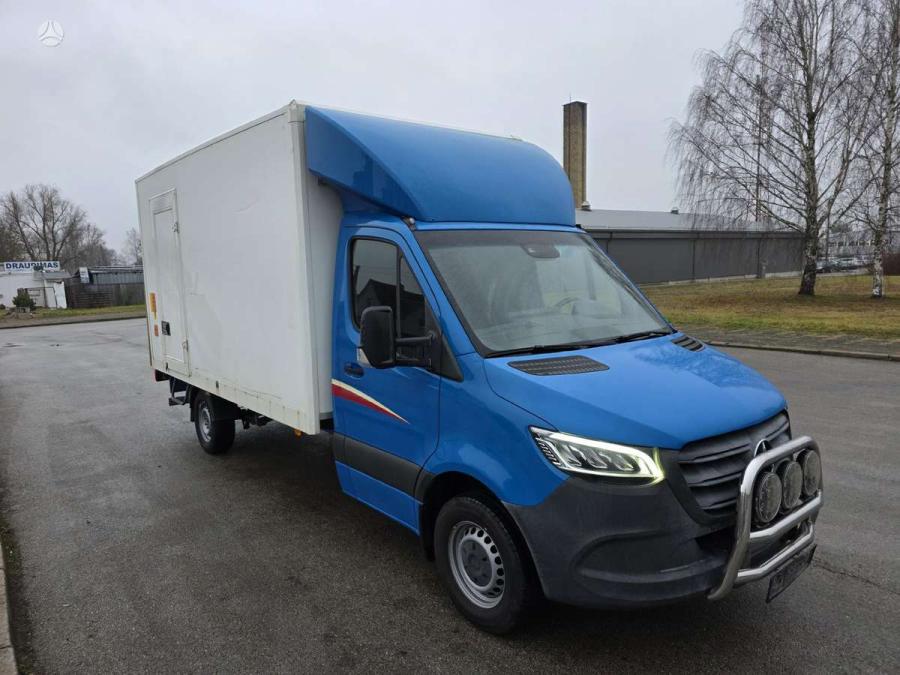 Zils Mercedes-Benz Sprinter 2019 Marijampole, ar dzinēja tilpumu 2.14 L un nobraukumu 424 tūkst. km par 13900 €, foto 15 vietnē AUTOMOTO.COM.LV
