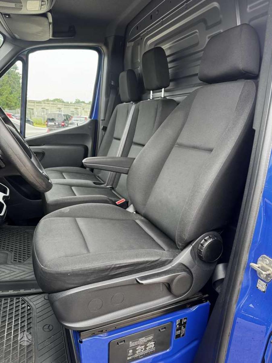 Zils Mercedes-Benz Sprinter 2019 Kauņa, ar dzinēja tilpumu 2.10 L un nobraukumu 198 tūkst. km par 11499 €, foto 15 vietnē AUTOMOTO.COM.LV