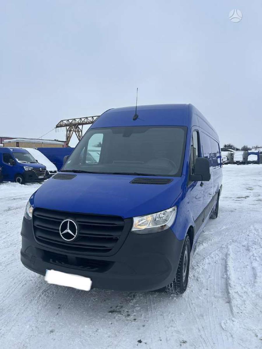 Zils Mercedes-Benz Sprinter 2020 Kauņa, ar dzinēja tilpumu 2.14 L un nobraukumu 318 tūkst. km par 14980 €, foto 2 vietnē AUTOMOTO.COM.LV