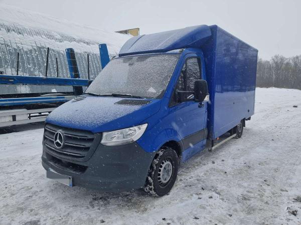 Blue Mercedes-Benz Sprinter 2020 in Taurage, with an engine capacity of 2.10 L and mileage of 280 thousand km for 10900 €, photo 1 on AUTOMOTO.COM.LV