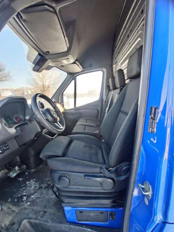 Zils Mercedes-Benz Sprinter 2020 Tauragė, ar dzinēja tilpumu 2.20 L un nobraukumu 260 tūkst. km par 13700 €, foto 11 vietnē AUTOMOTO.COM.LV